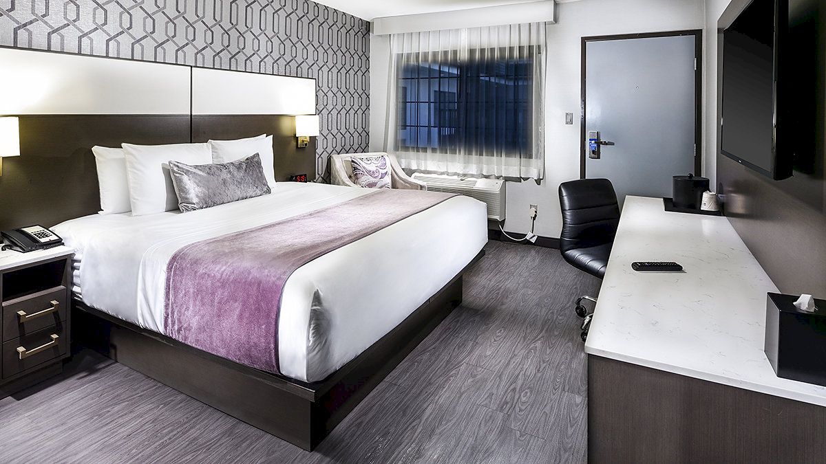 Sunset Blvd Accommodations Ca - Sunset West Hotel - SureStay Collection ...