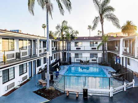 Sunset West Hotel™ - SureStay by Best Western Hotel on Sunset Blvd ...